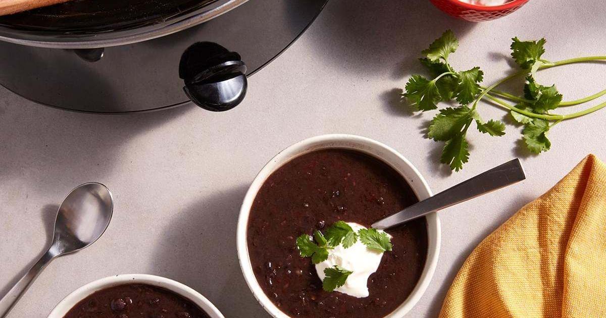Slow Cooker Black Bean Soup | Official MAGGI®
