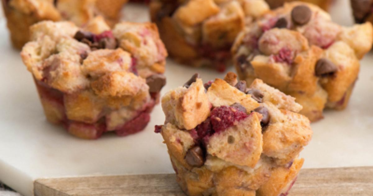 Raspberry Bread Pudding Cups | Official COFFEE MATE®
