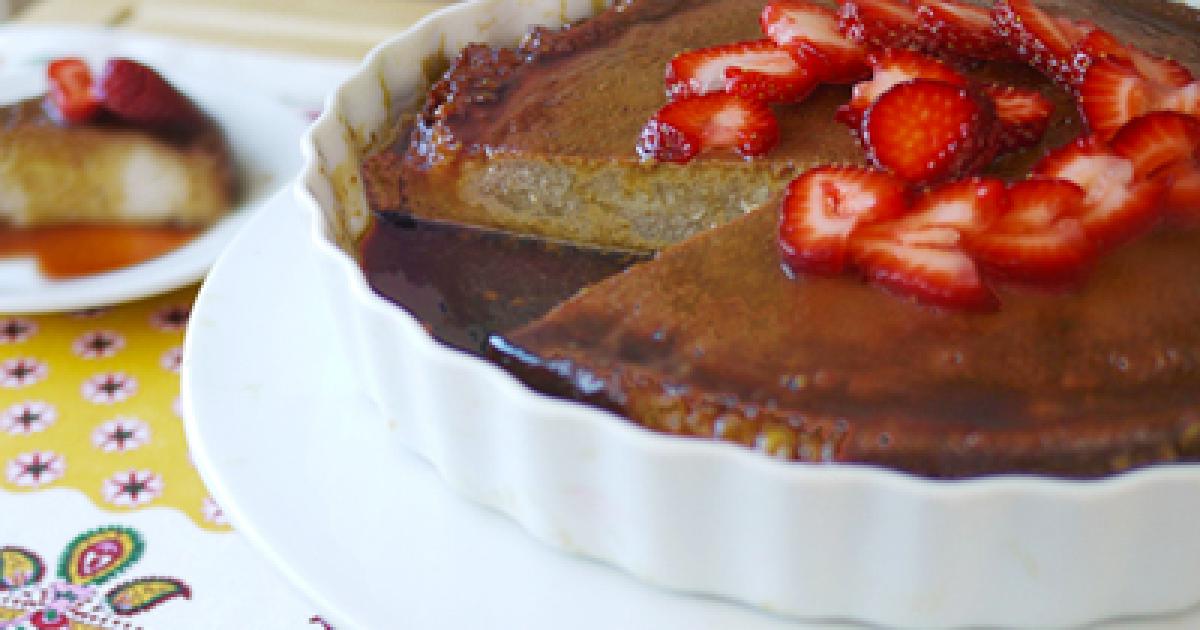 Strawberry Flan Recipe | LA LECHERA